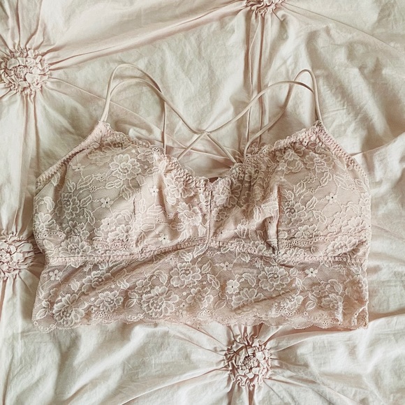 Gilly Hicks | Intimates & Sleepwear | Pink Gilly Hicks Bralette | Poshmark